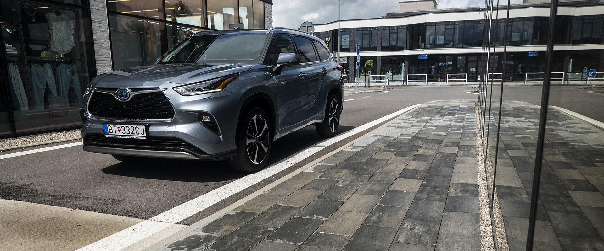 Test Toyota Highlander: I love Lake Tahoe - AutoGrip