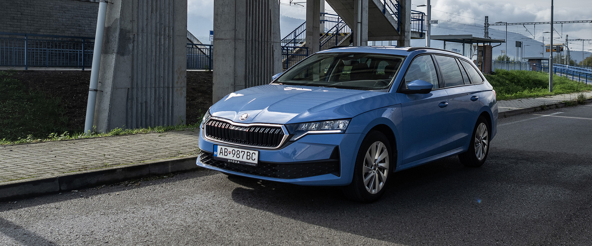 Test Škoda Octavia Combi TDI: Lacné autá stále existujú, ale zdraželi