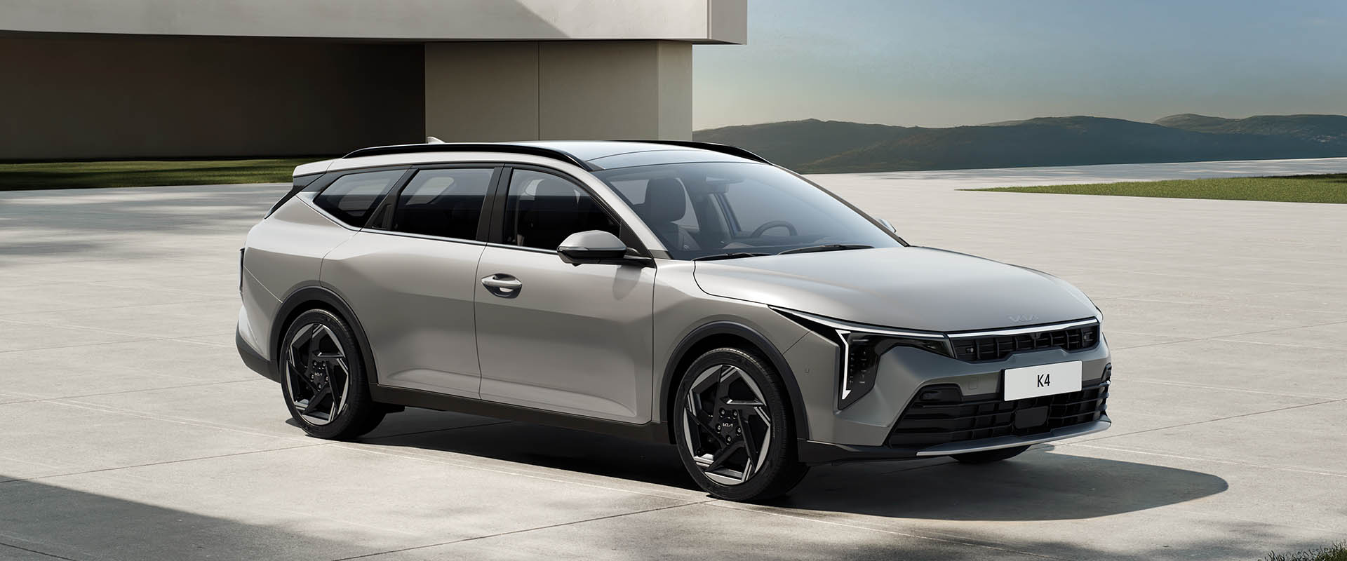 Kia K4 už je, ale prekvapila novou verziou Sportswagon
